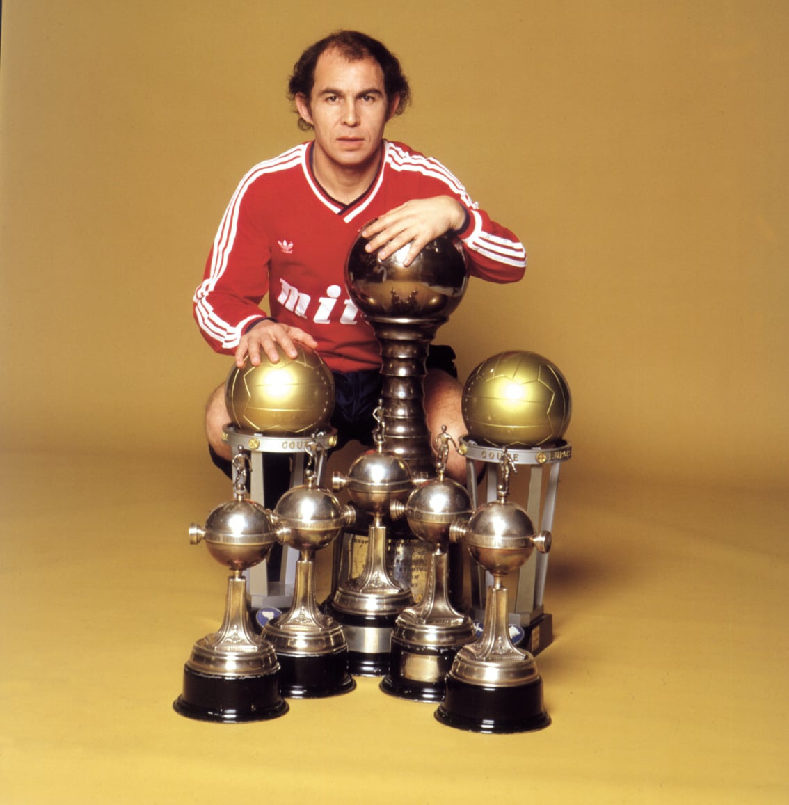 Ricardo Bochini: \"Hoy se usa la palabra ídolo para cualquier cosa ...