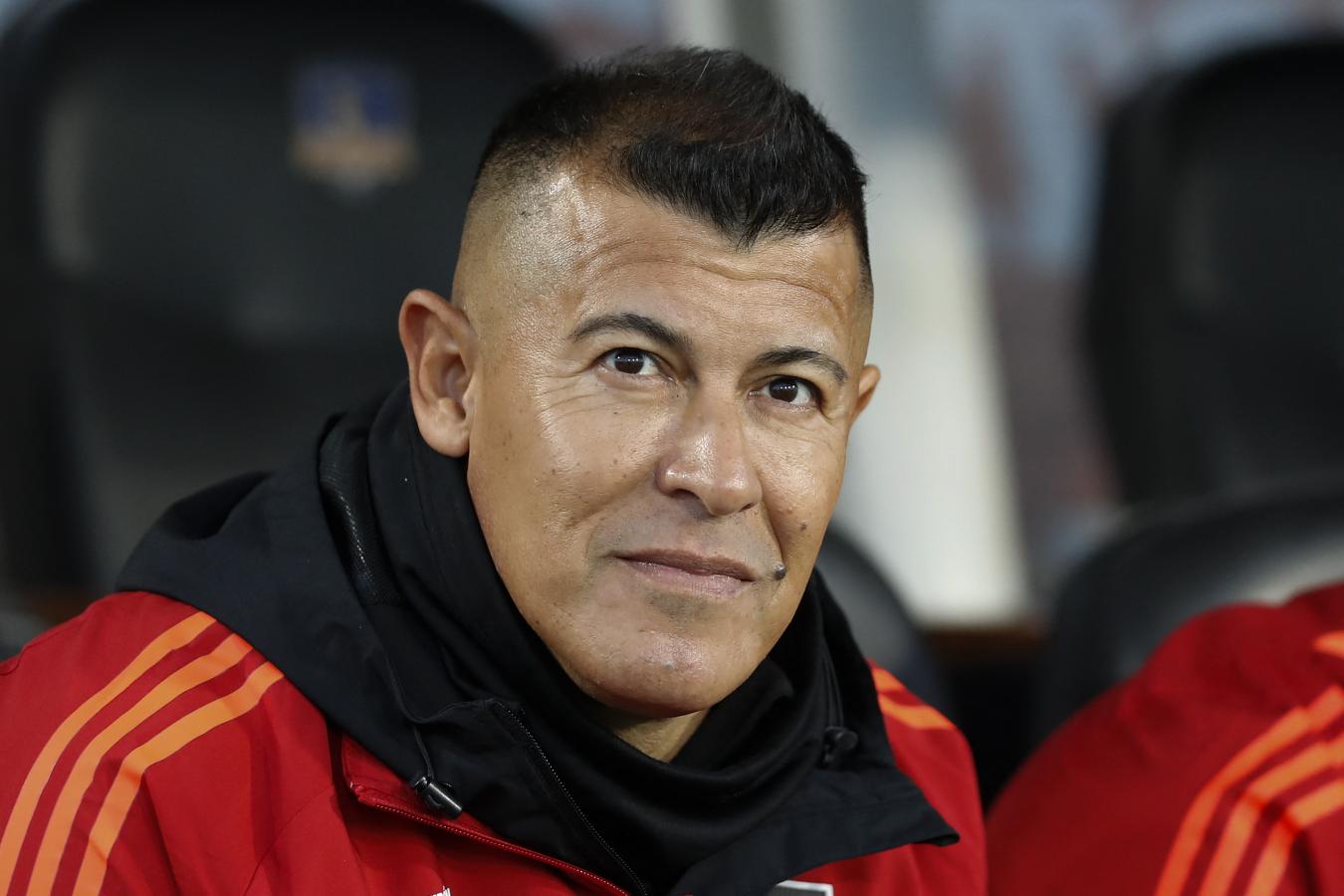 Almirón le ganó la pulseada a Riquelme y Colo Colo presentó al goleador ...