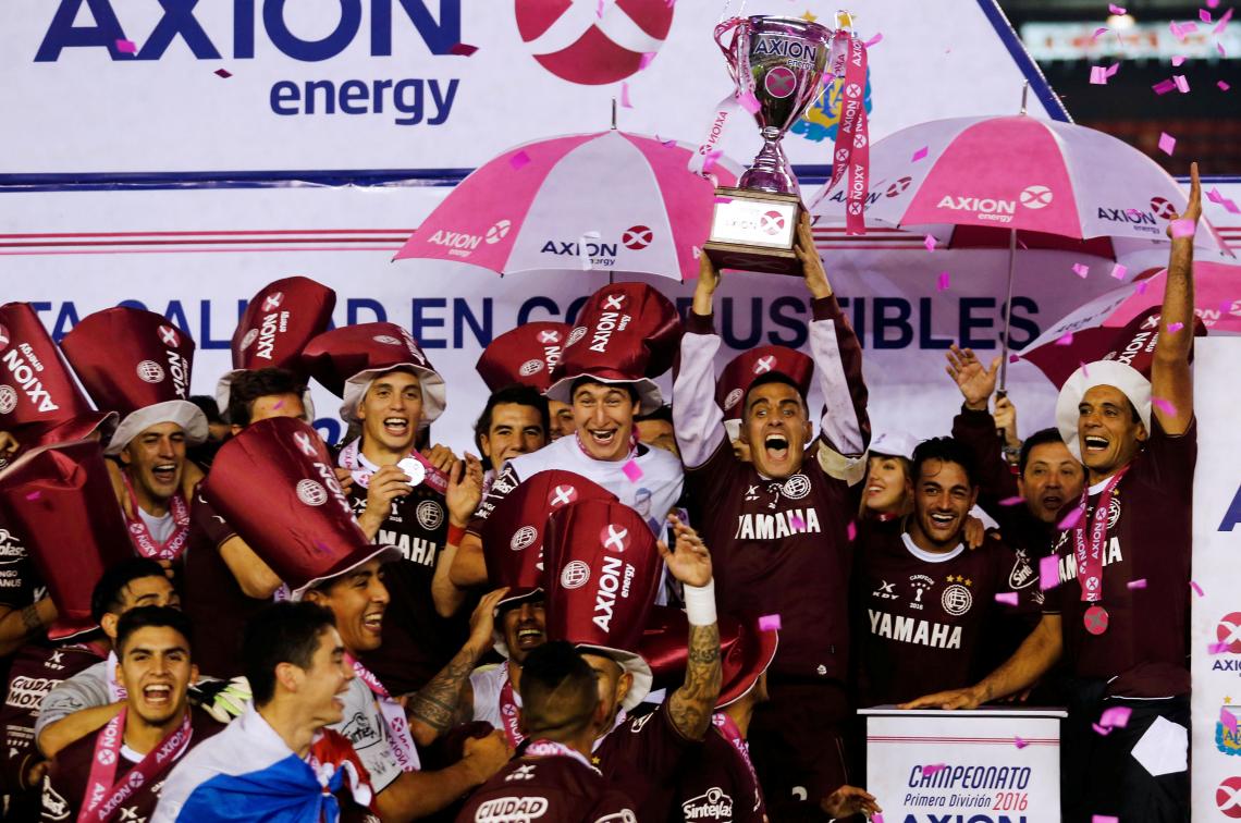 VIDEO | El momento más soñado: Lanús levanta la Copa | El Gráfico