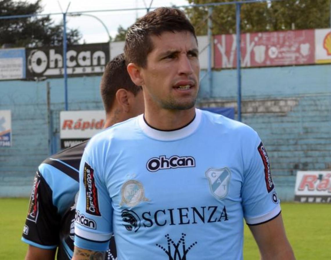 Crivelli se despide de Temperley | El Gráfico