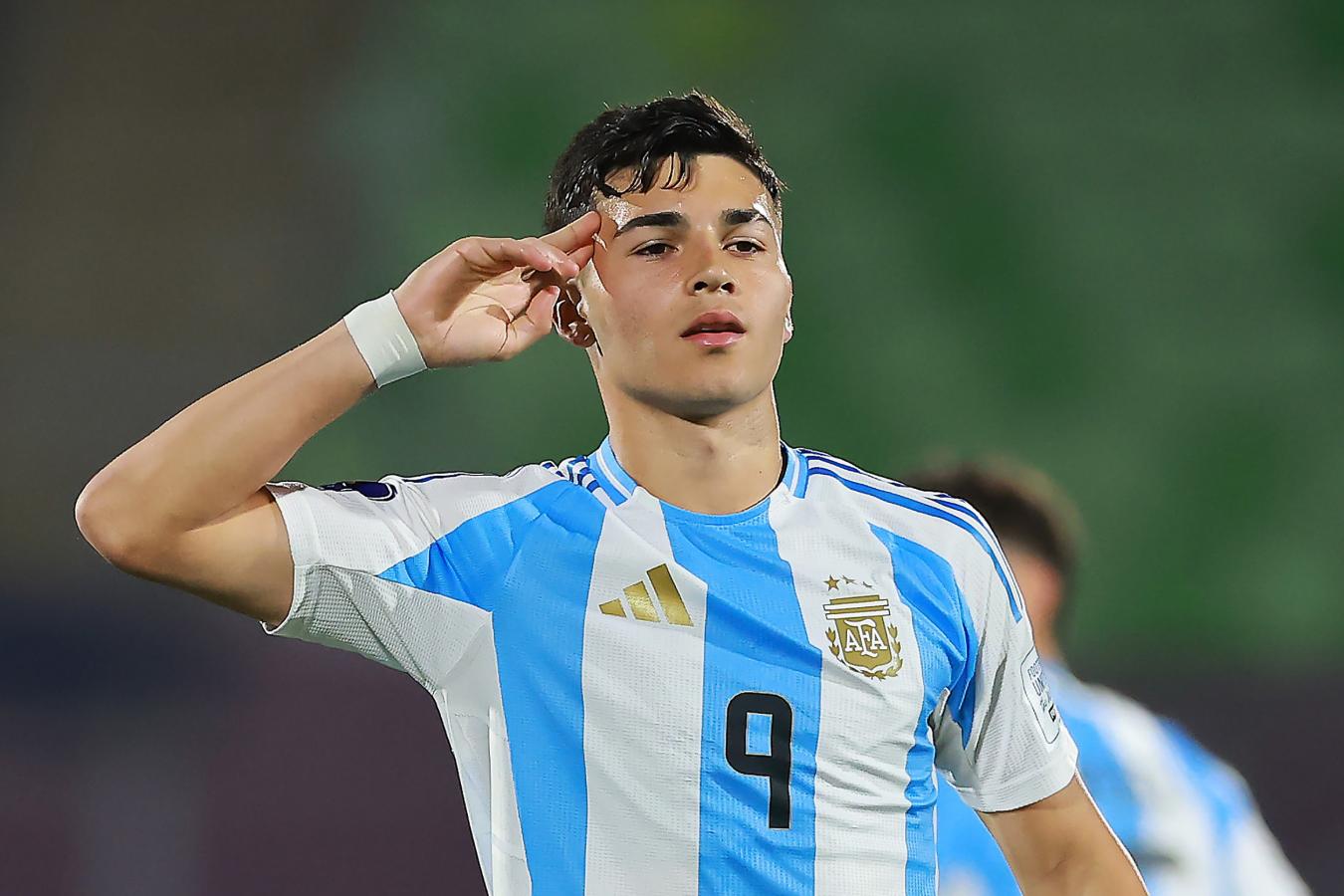 Se fue mal de Vélez, no juega en Bayer Leverkusen y descolla en el Mundial Sub 20: el ...