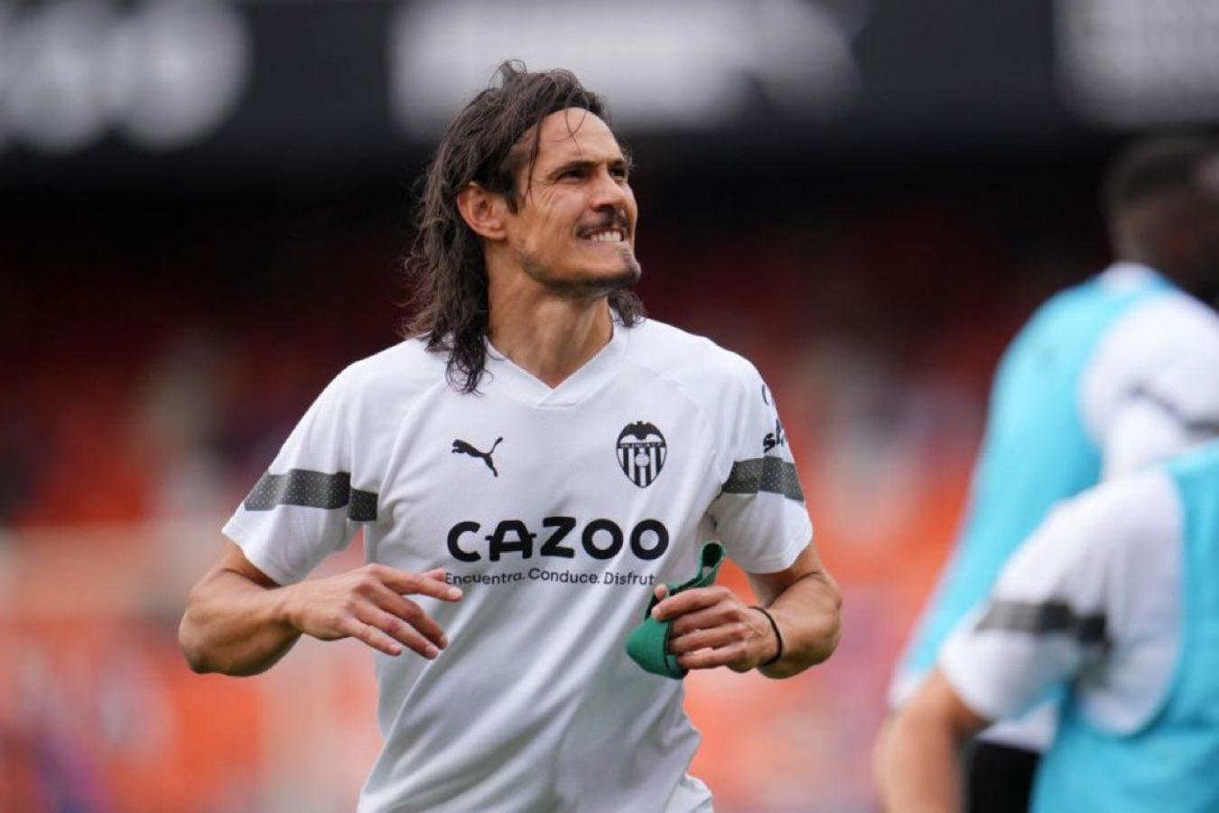La noticia del mercado: Edinson Cavani se desvinculó de Valencia y lo ...