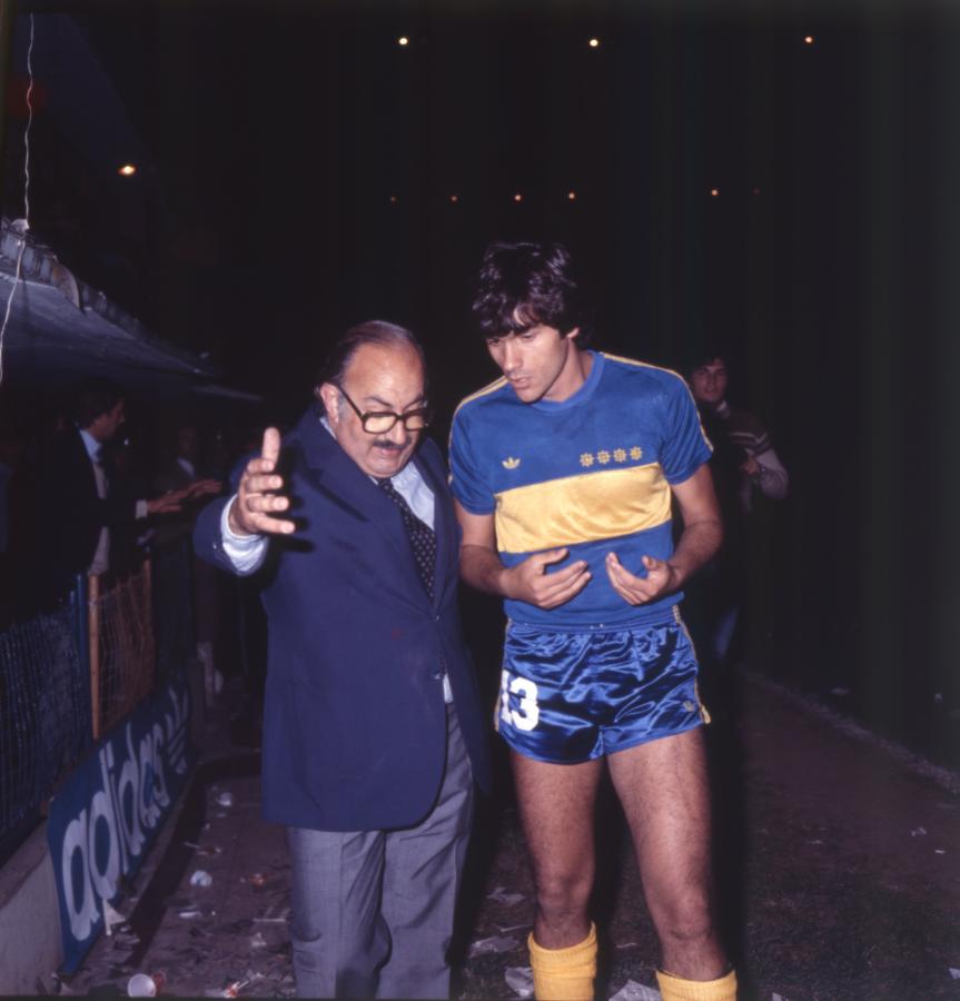 Riestra marcó con doce jugadores: el antecedente de Boca en 1981 | El ...