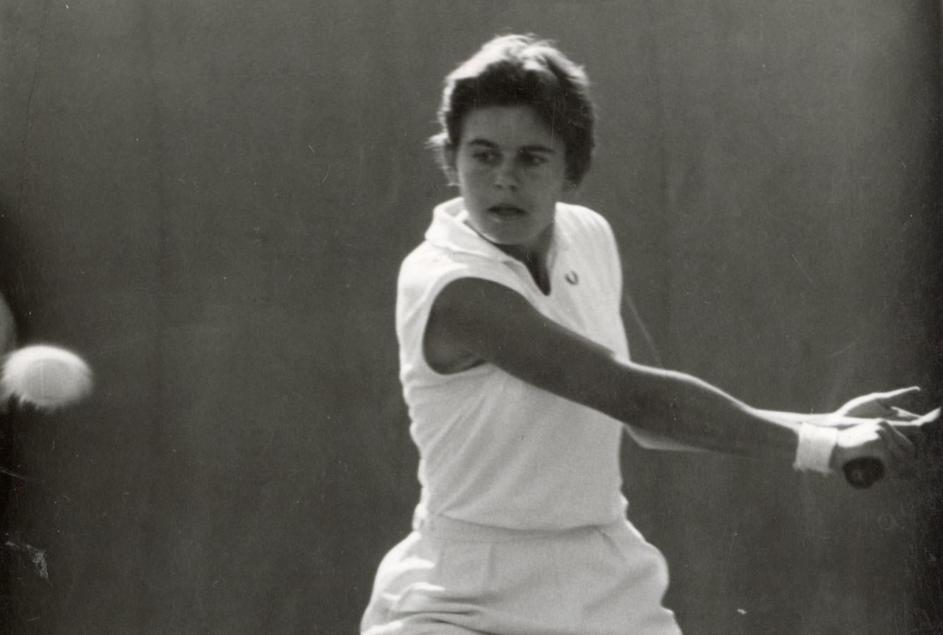 La histórica tenista Norma Baylon presentó su biografía | El Gráfico