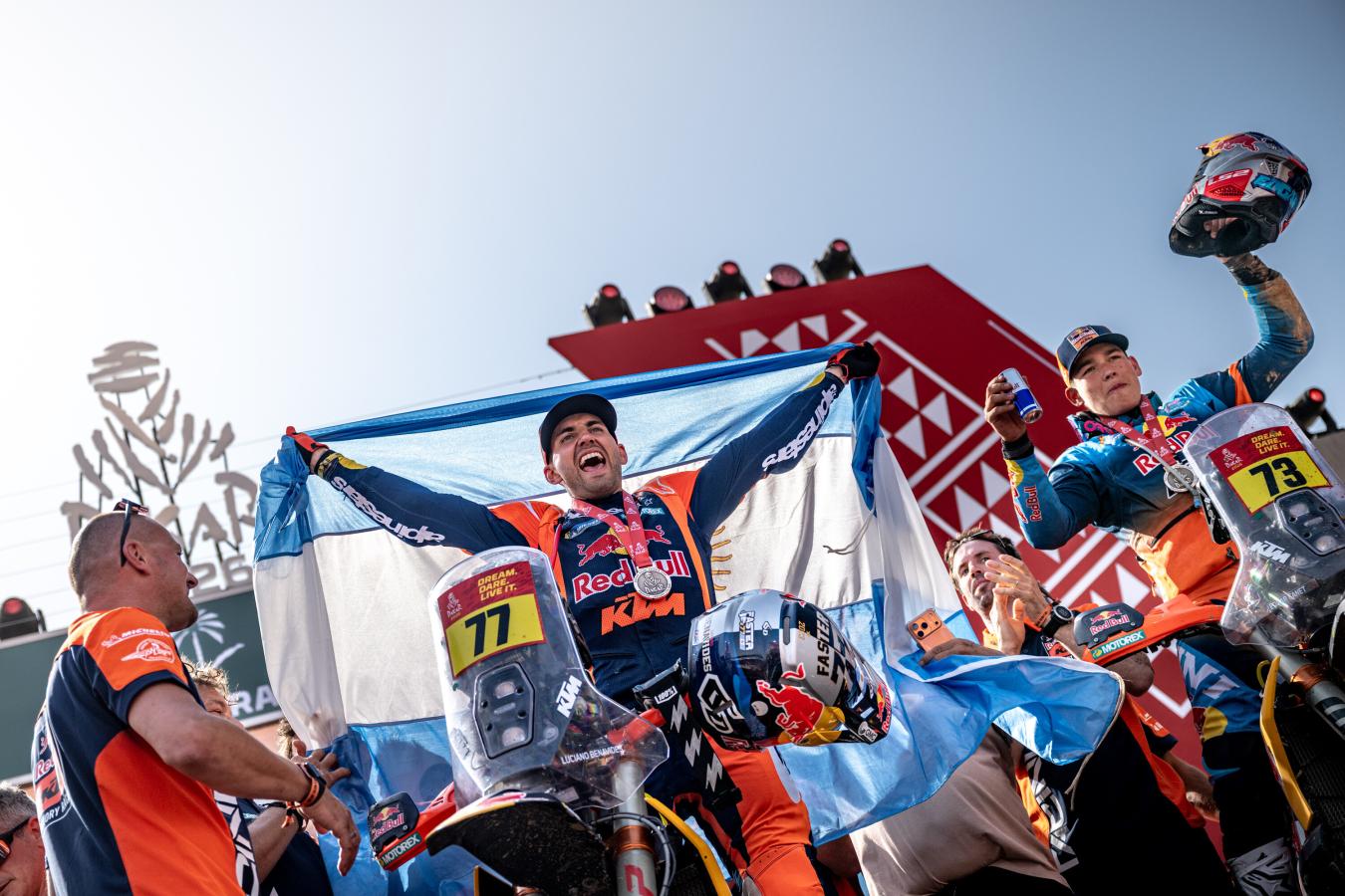 ¡Histórico!: Luciano Benavides ganó el Rally Dakar 2026 en motos por ...