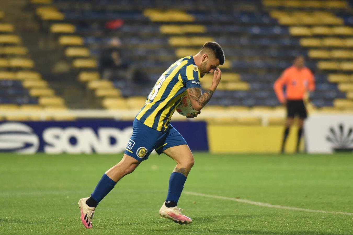 INDEPENDIENTE VOLVIÓ A TREPARSE A LA PUNTA | El Gráfico