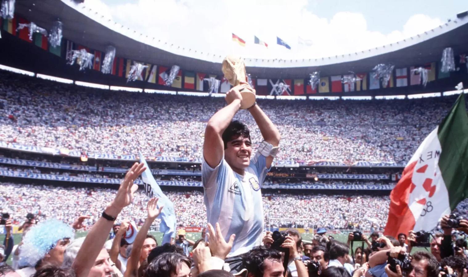 El reconocimiento de la FIFA a Diego Maradona | El Gráfico