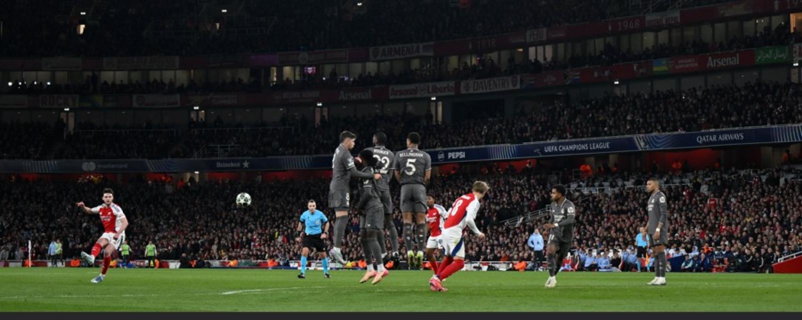 Diez datos de los dos golazos de tiro libre de Declan Rice | El Gráfico