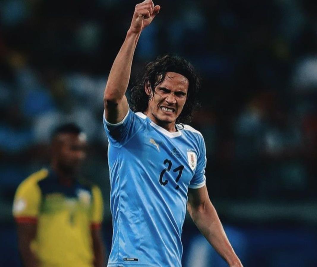 Las ofertas que amenazan la llegada de Cavani a Boca | El Gráfico